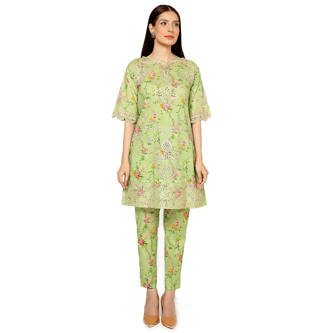 CHINYERE Independence Day Sale: Flat 40% Off | Shop Now